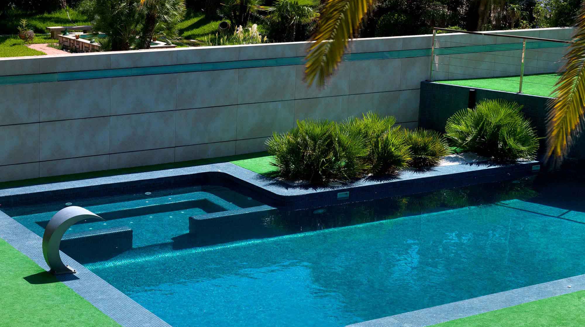 Swimming Pool - ONIX